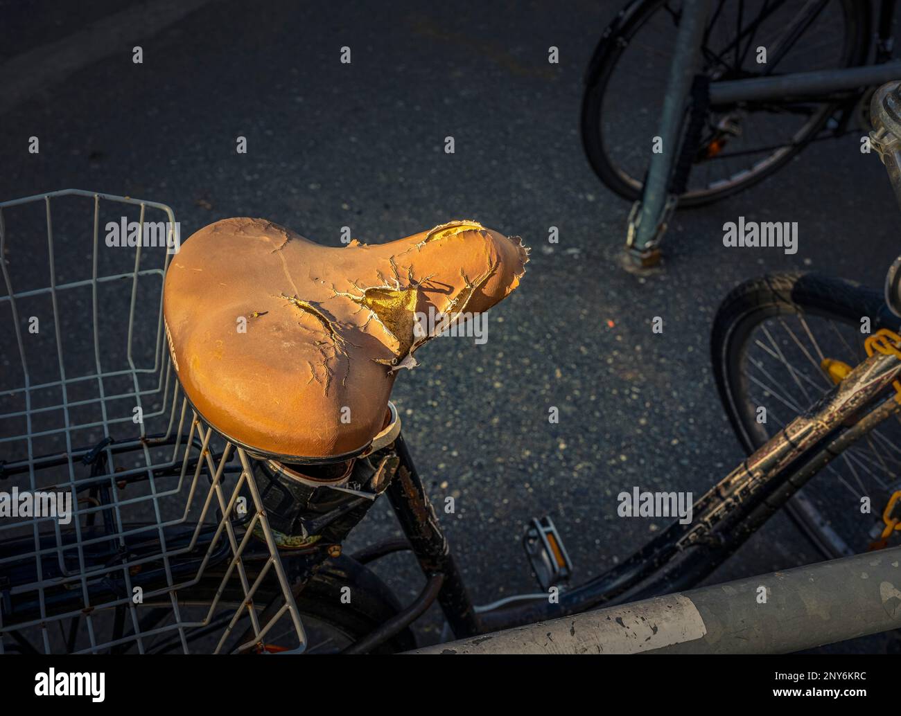 Broken saddle hi-res stock photography and images - Alamy