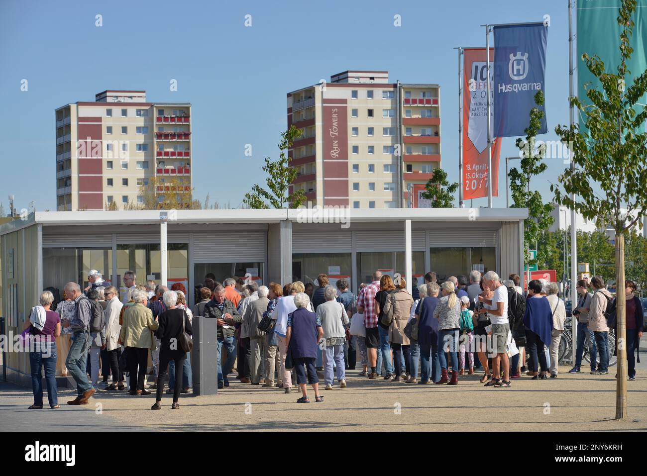 Main entrance, Kienbergpark, Hellersdorfer Strasse, IGA, International ...
