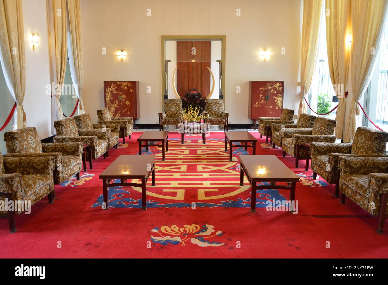 Presidential Reception Room, Hoi Truong Thong Nhat Reunification Palace ...