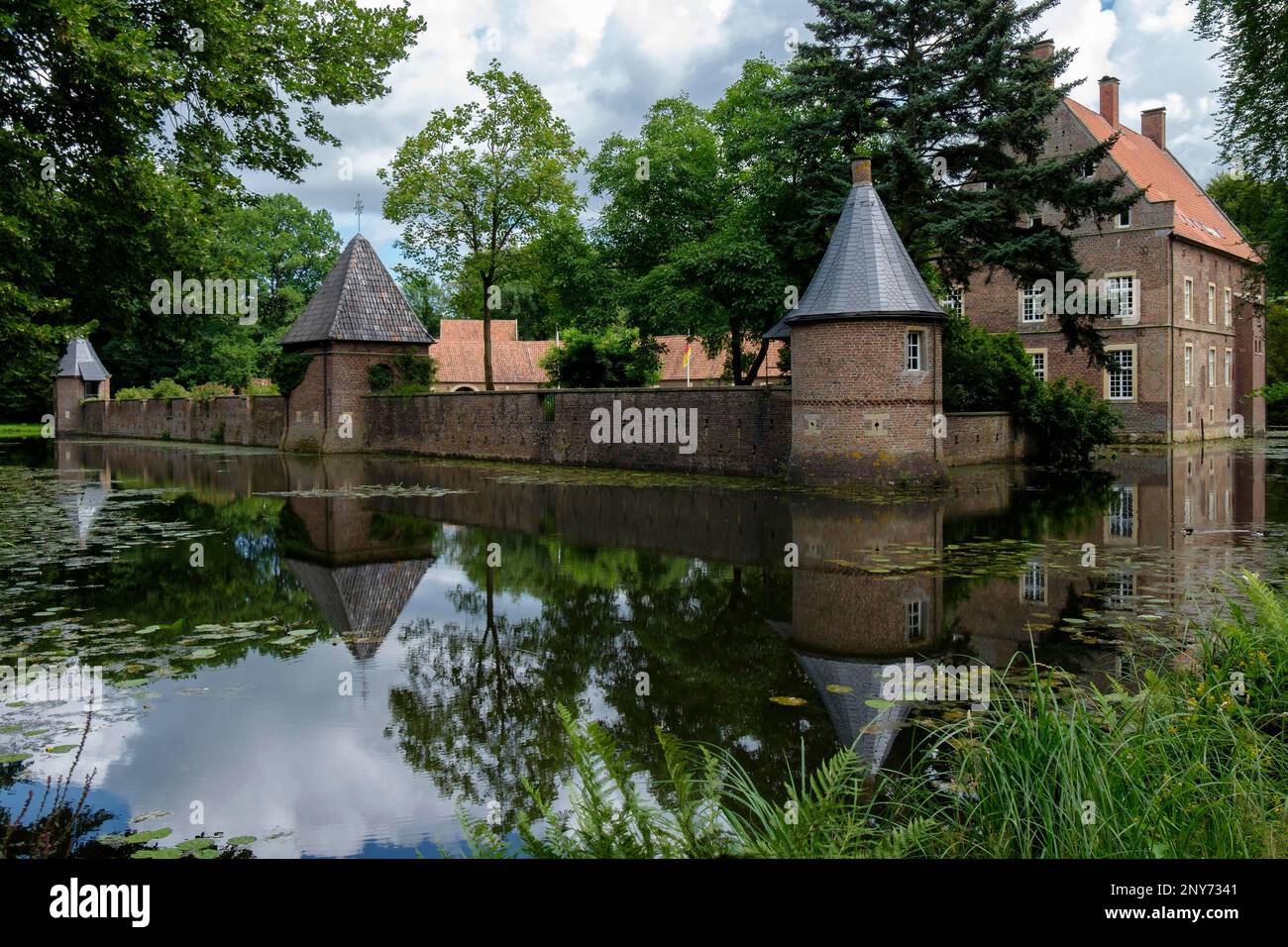 Wasserburg haus welbergen hi-res stock photography and images - Alamy