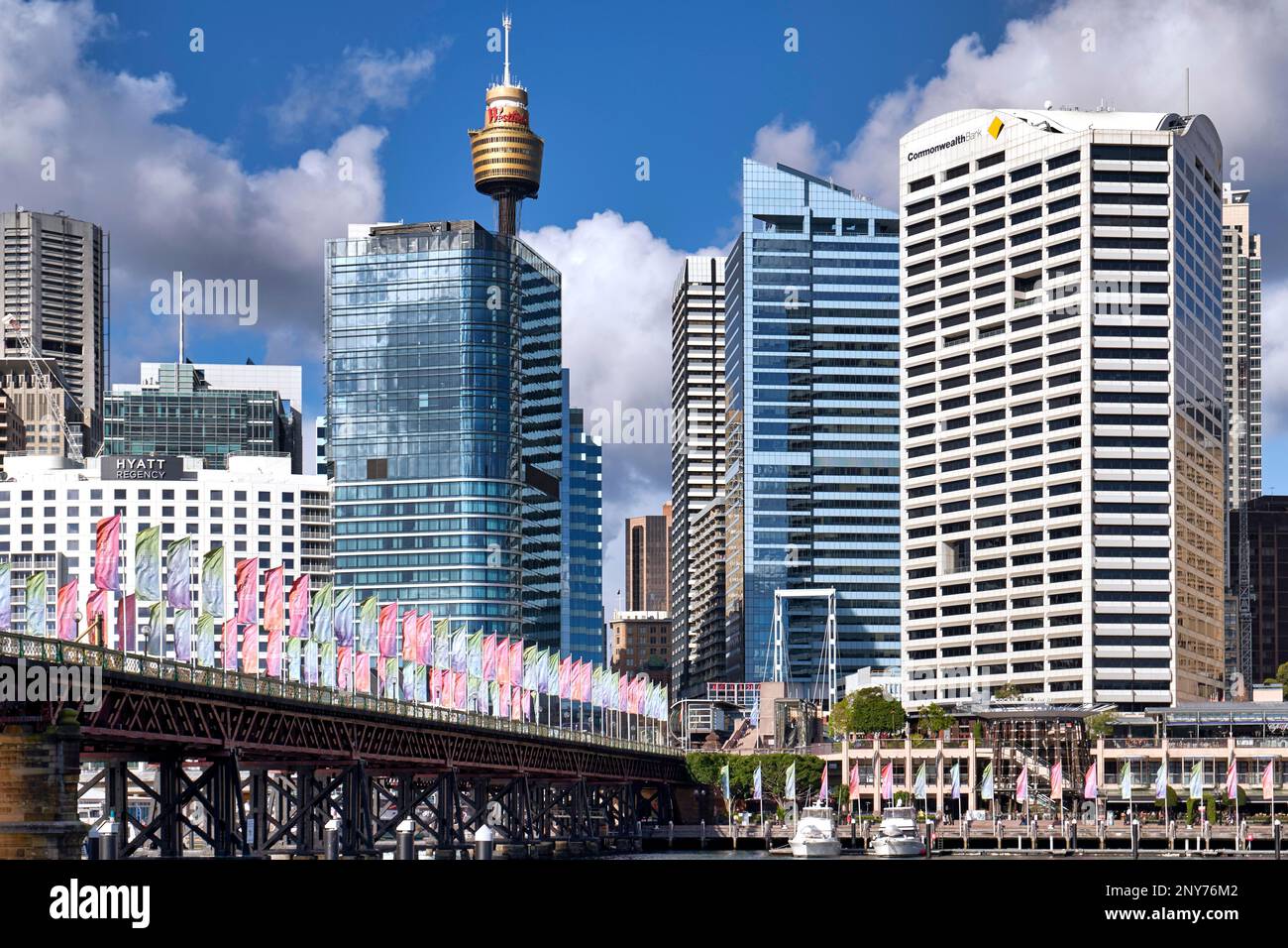 Centrepoint office tower hi-res stock photography and images - Alamy