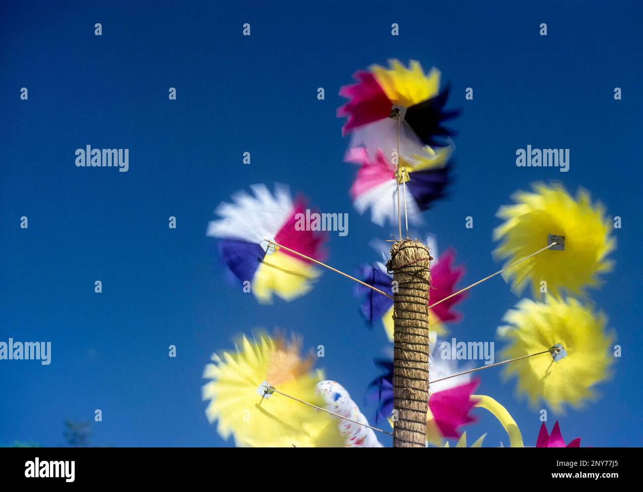 India paper fan hi-res stock photography and images - Alamy