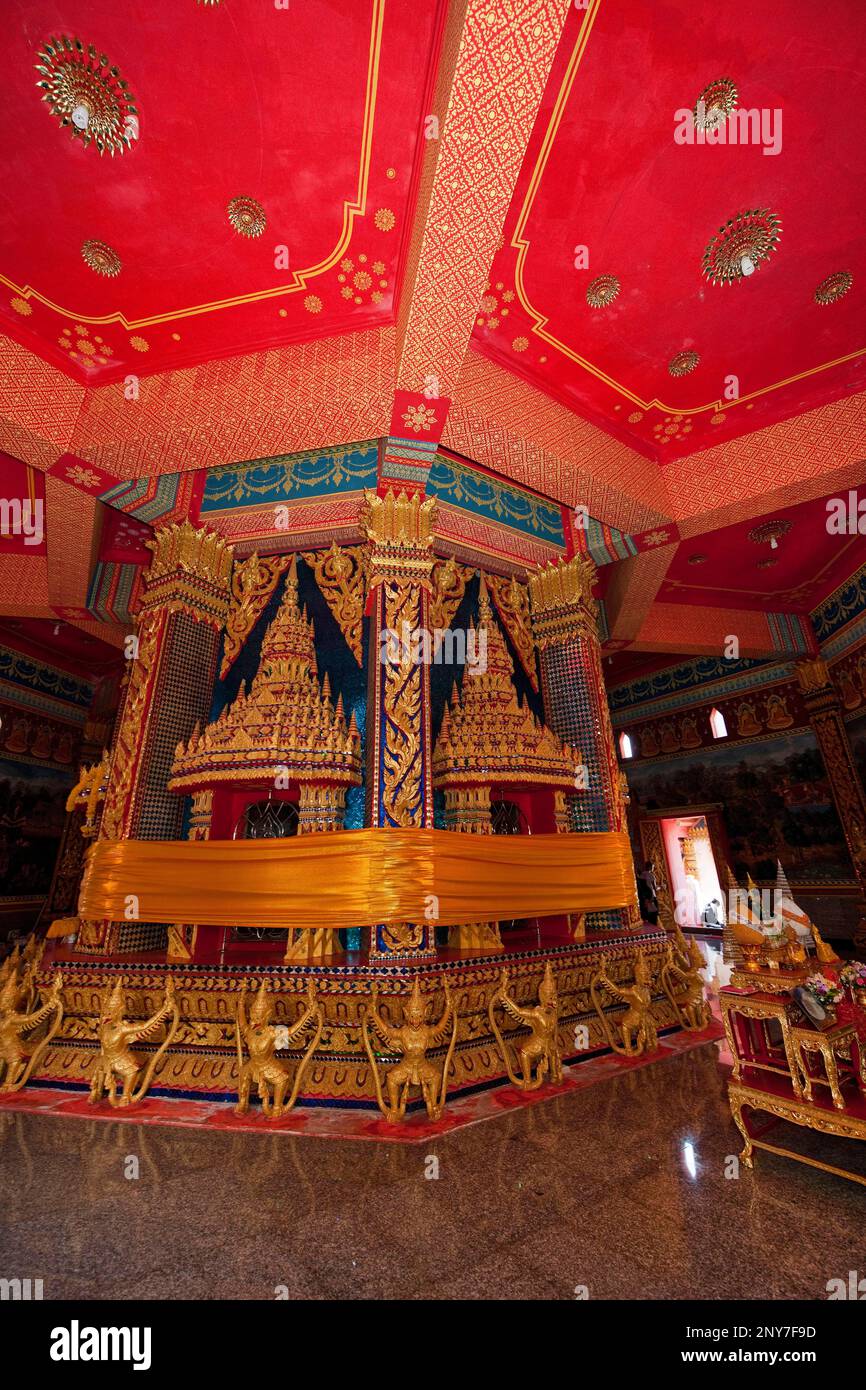 Songkran temple decoration, Wat Bang Riang, Buddhist temple, Thap Put ...