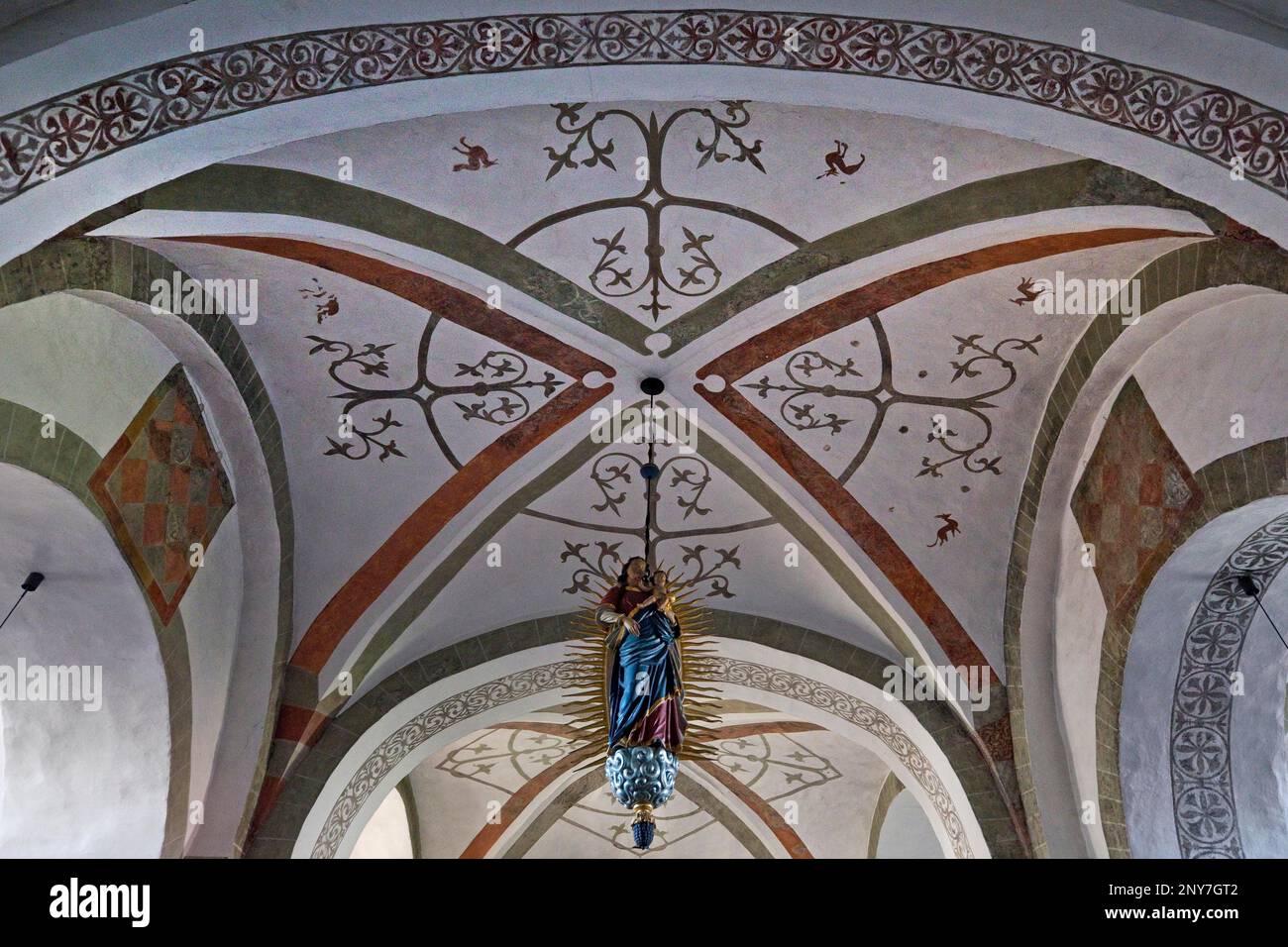 Catholic parish church of st pancras hi-res stock photography and ...