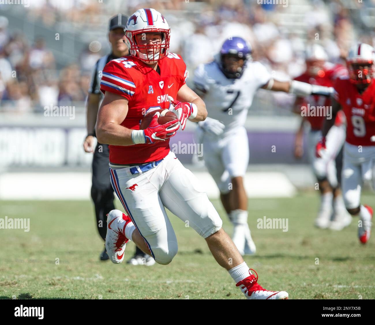 FORT WORTH, TX - SEPTEMBER 16: SMU Mustangs tight end Mitchell Kaufman ...