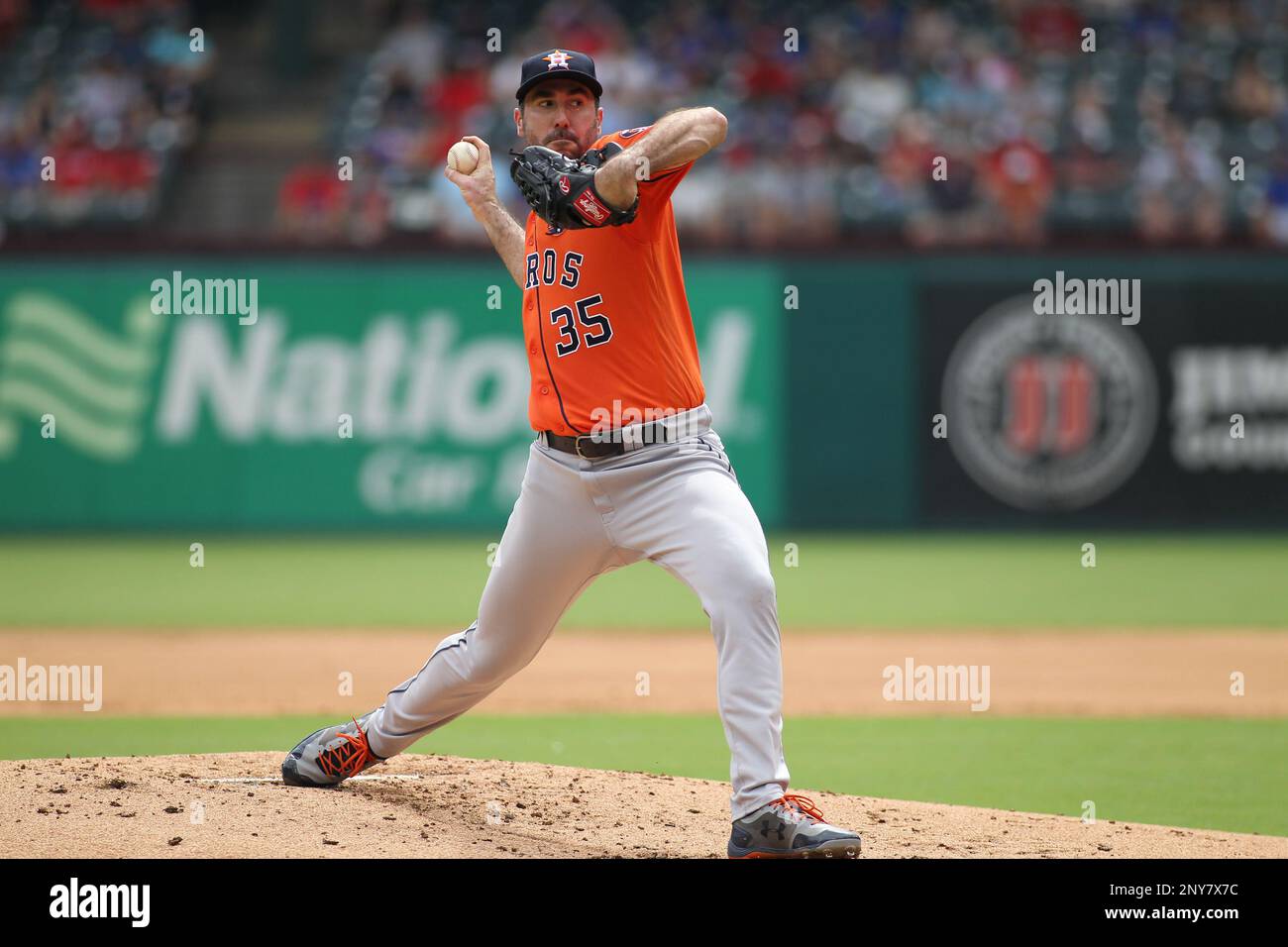 ARLINGTON, TX - SEPTEMBER 27: Houston Astros starting pitcher Justin Verlander (35) delivers a ...