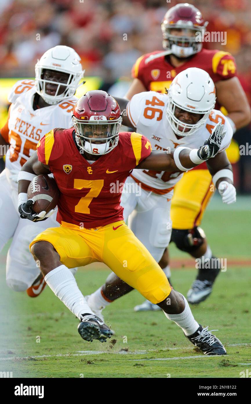 USC Trojans running back Stephen Carr (7) carries the ball during an ...