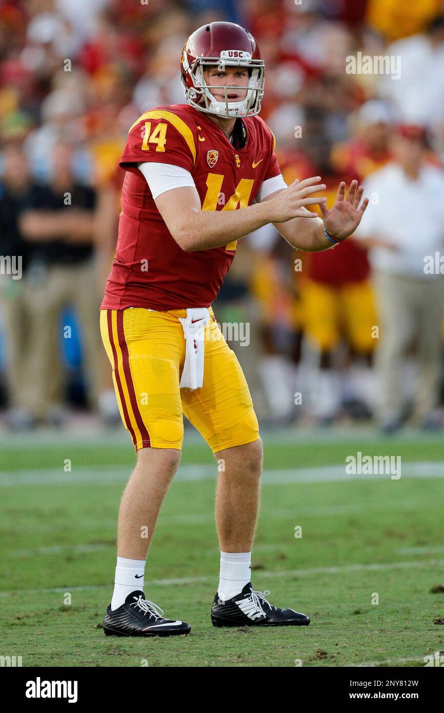 USC Trojans quarterback Sam Darnold (14) prepares for the snap during ...