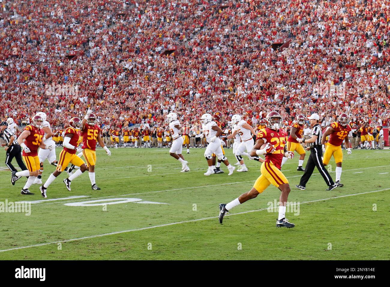 USC Trojans cornerback Jack Jones (25) holds the ball after a turnover ...