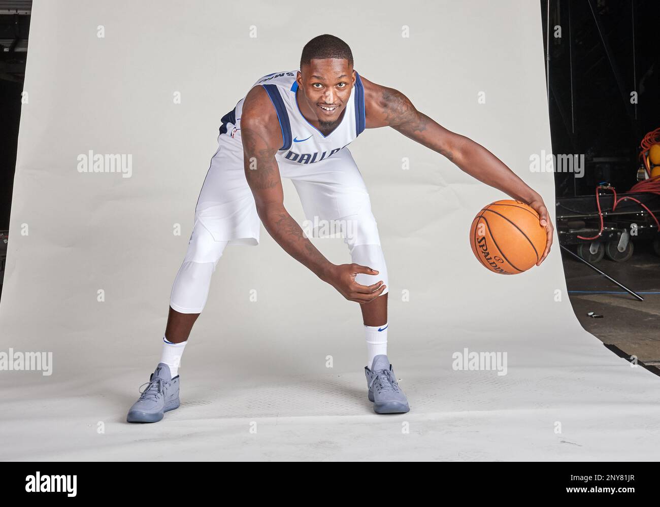 Sept 25, 2017: Dallas Mavericks forward Dorian Finney-Smith #10 poses ...