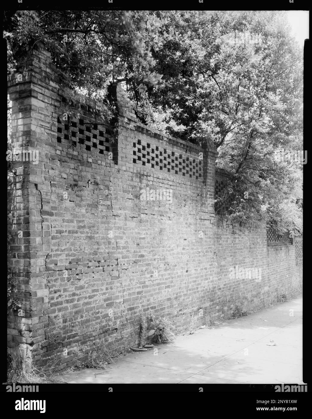 Brick Walls, Wilmington, New Hanover County, North Carolina. Carnegie ...