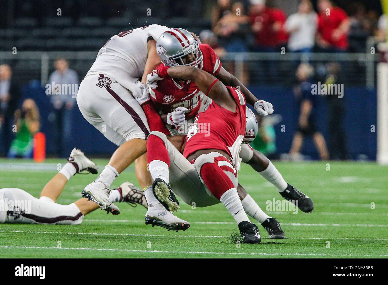 ARLINGTON, TX - SEPTEMBER 23: Texas A&M Aggies linebacker Cullen ...