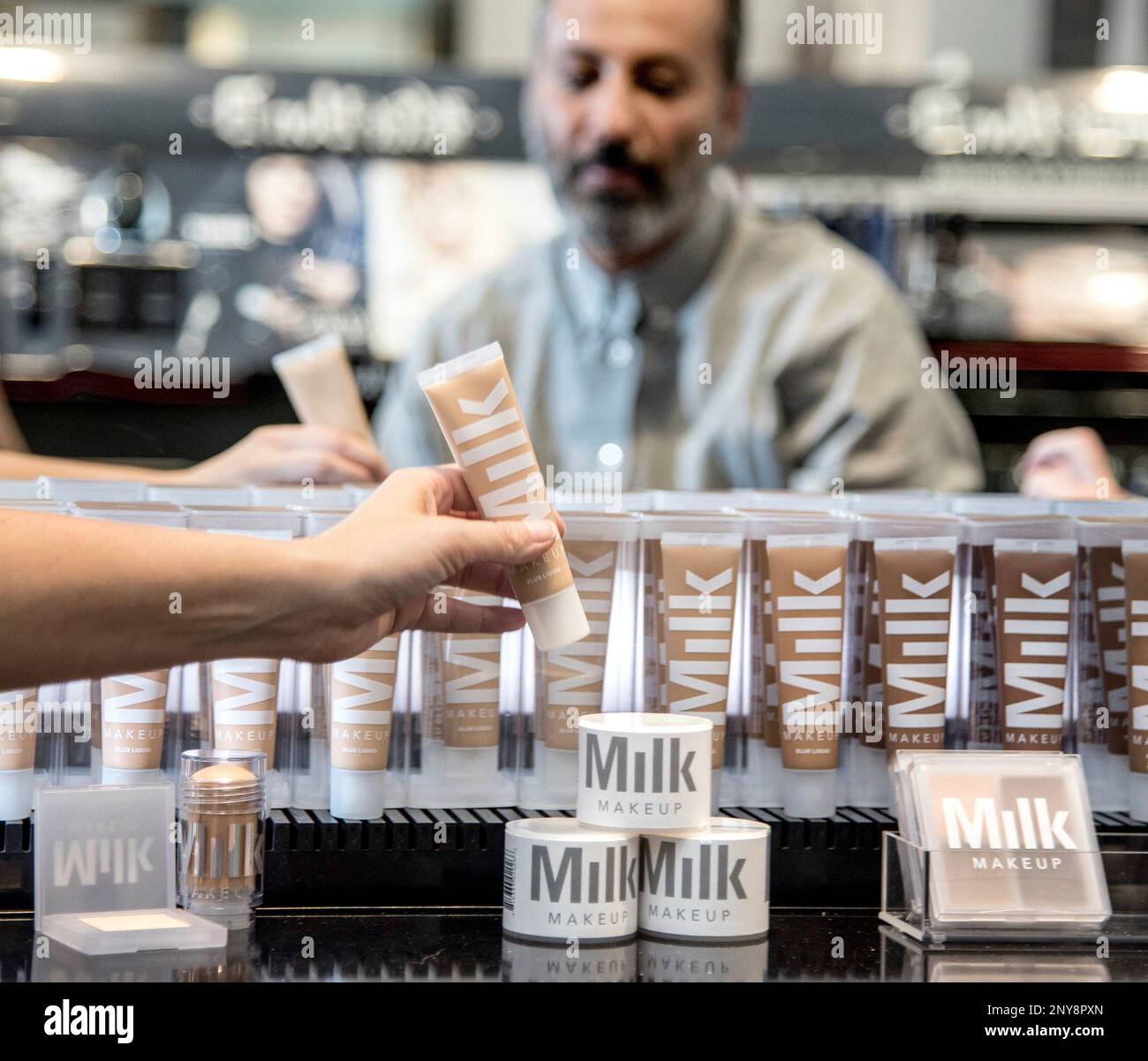 In this Aug. 22, 2017 photo, Mazdack Rassi, center, a 1988 Champaign ...