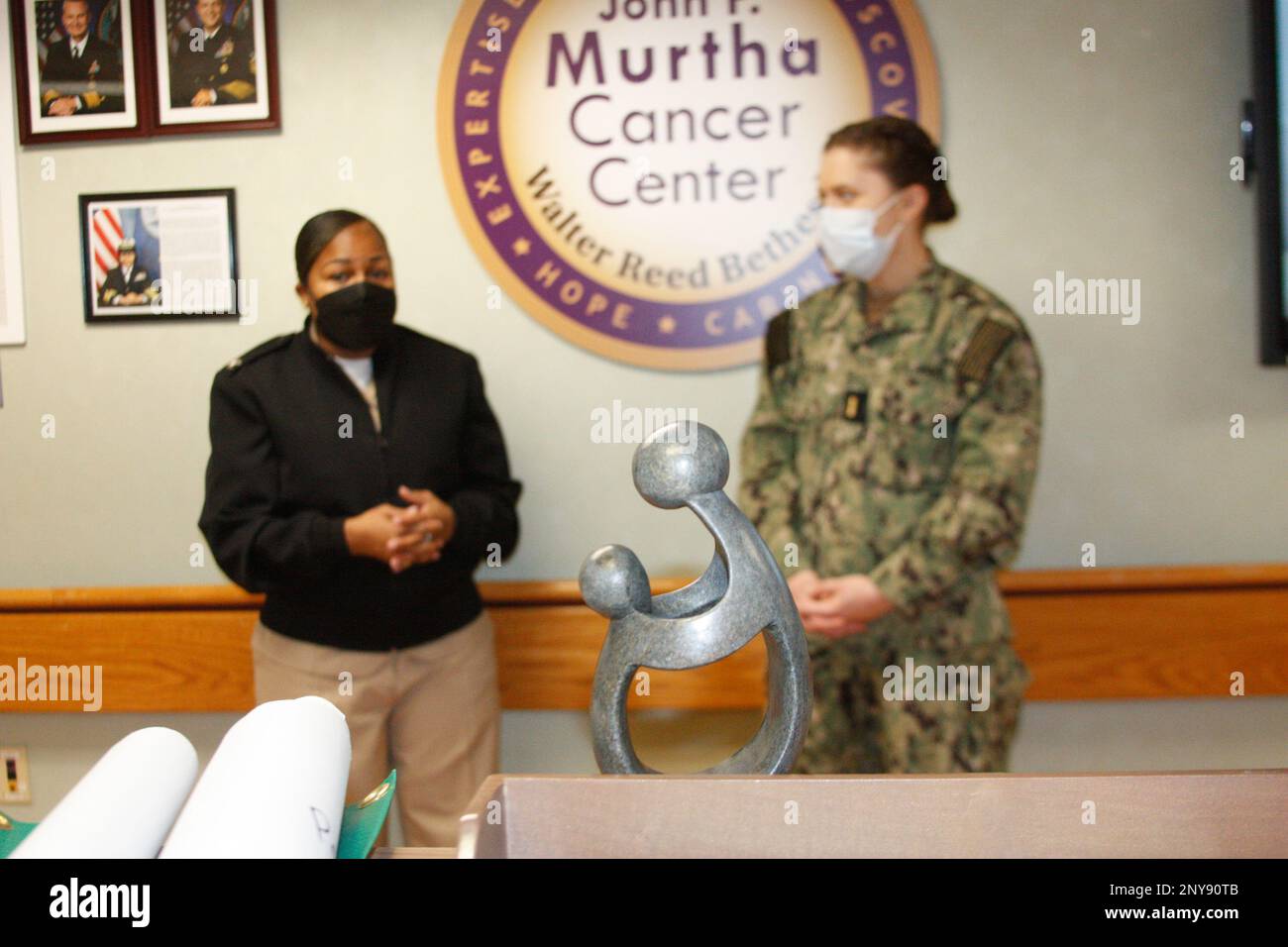 Nurses who earn the DAISY Award receives "The Healer's Touch" sculpture ...