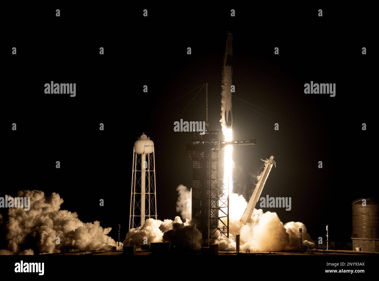 Kennedy Space Center, United States. 02nd Mar, 2023. A SpaceX Falcon 9 ...