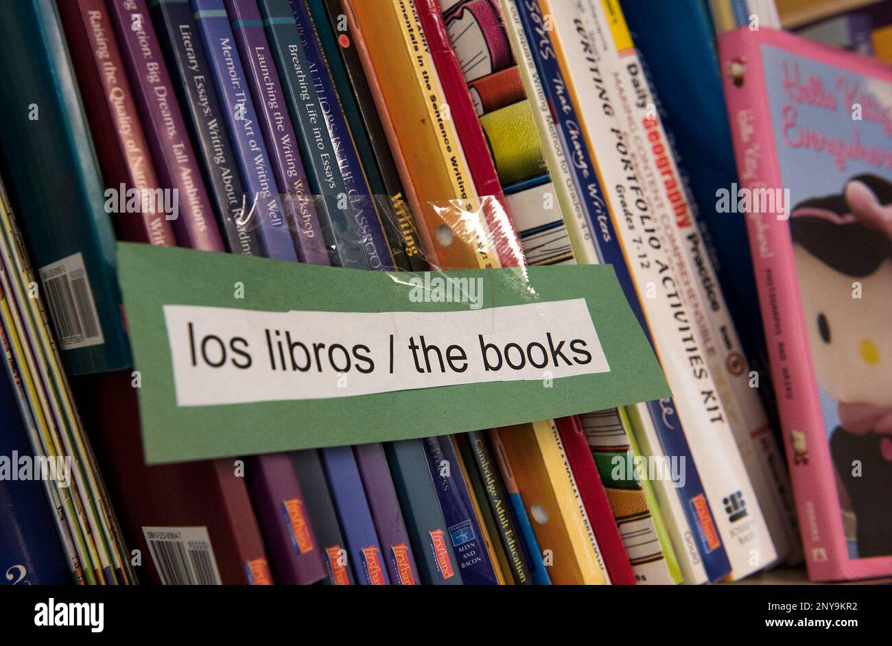 Books and different items throughout Amy Matsumoto's dual Spanish ...