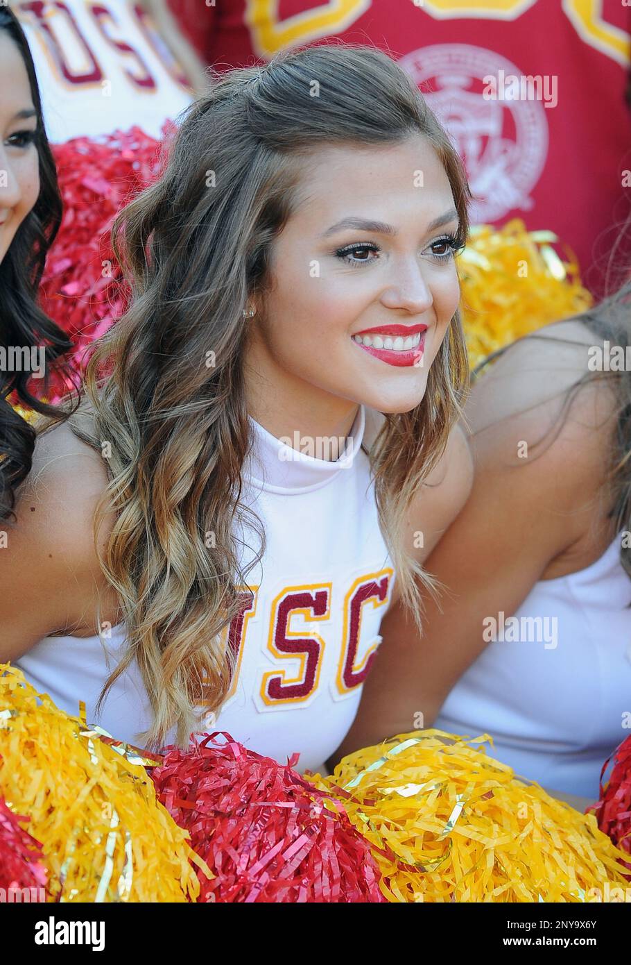 LOS ANGELES, CA - SEPTEMBER 09: USC Trojans cheerleaders taking photos ...