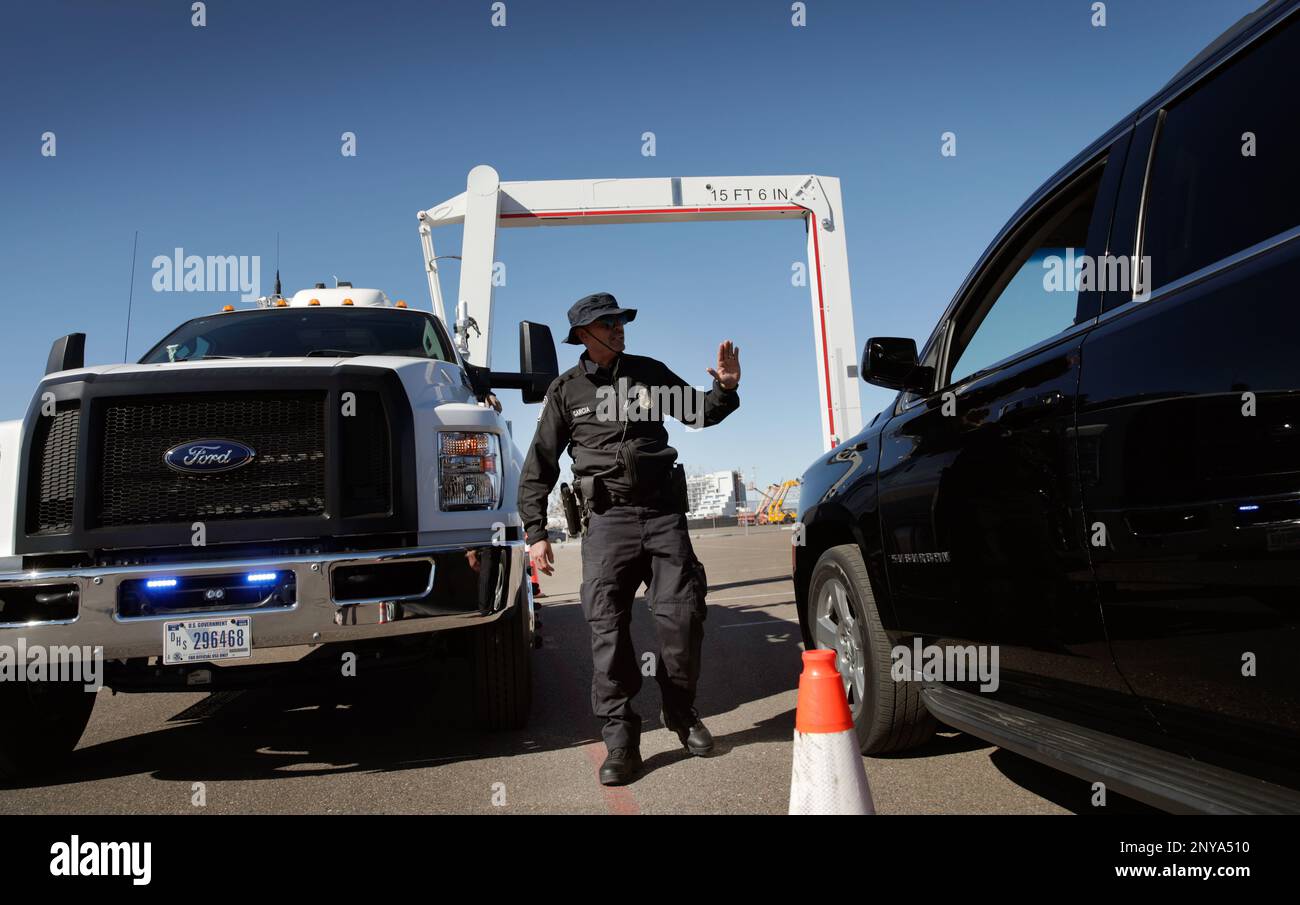 U.S. Customs and Border Protection officers with the Office of Field ...