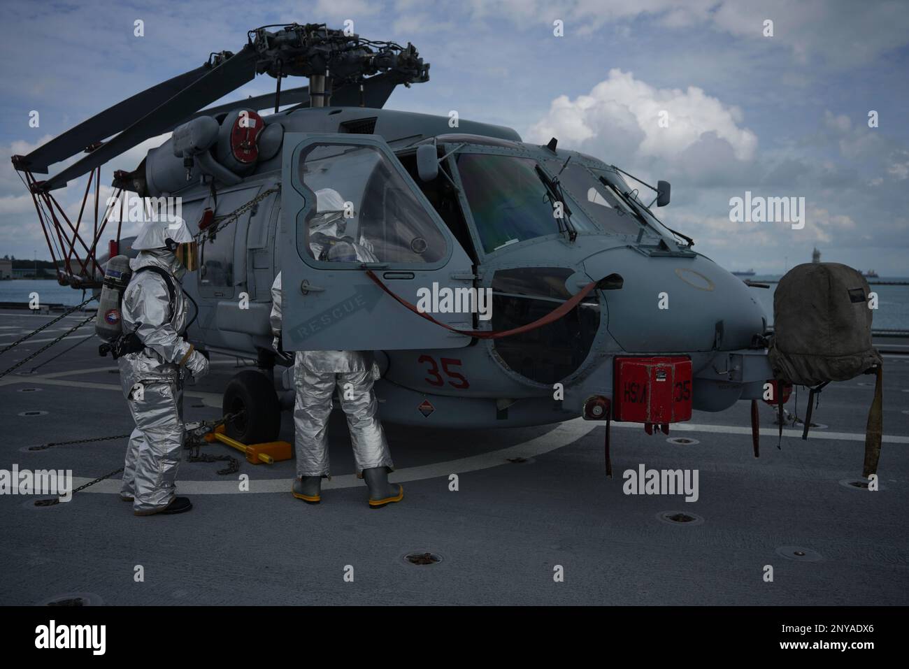 SINGAPORE (Jan. 27, 2023) Sonar Technician (Surface) 2nd Class Chris ...