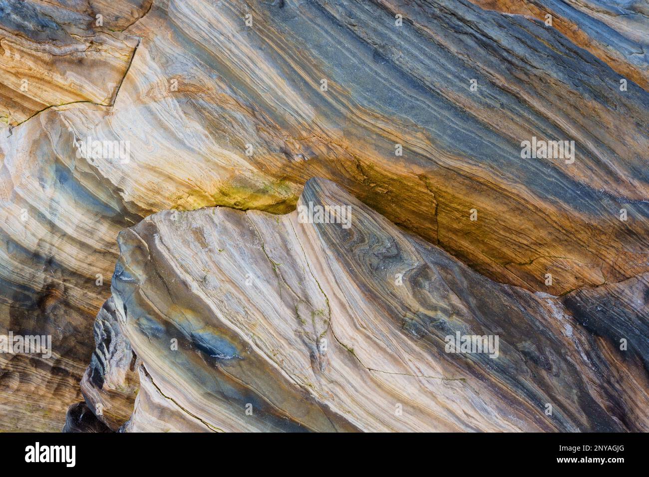 Natural backdrop made from layered rock formation Stock Photo - Alamy
