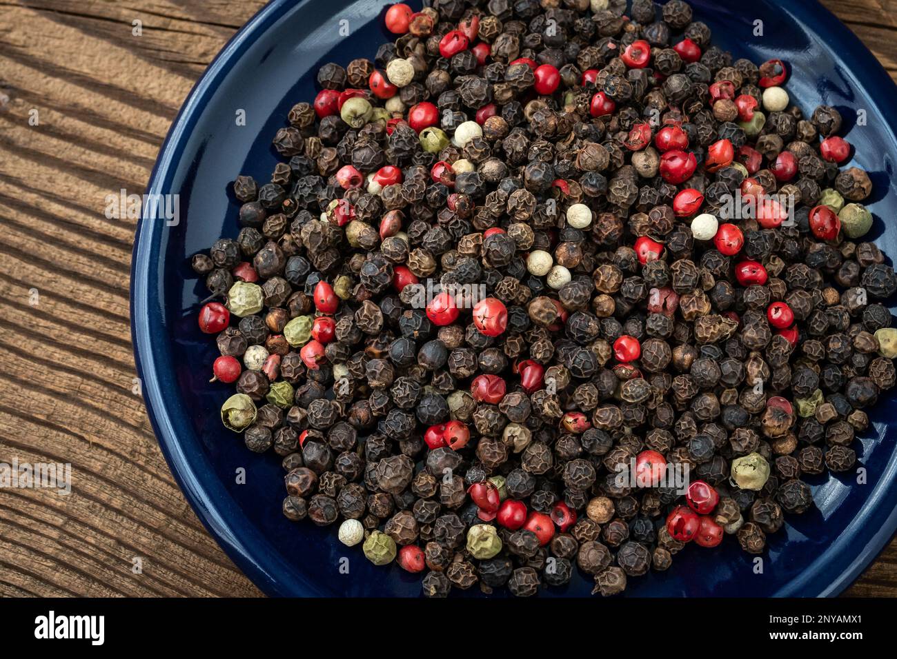 Colorful corns hi-res stock photography and images - Alamy