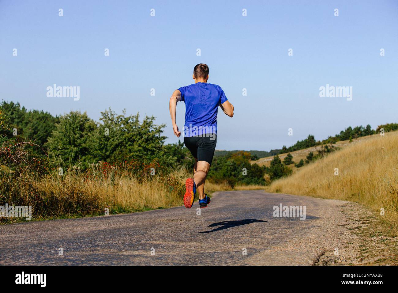 Running bl hi-res stock photography and images - Alamy