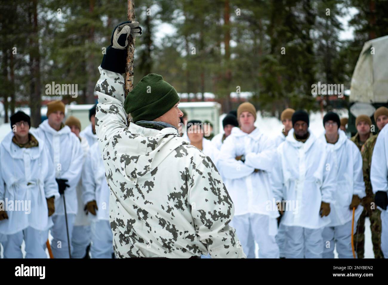 U.S. Army Soldiers with Charlie Troop, 3-71st Cavalry Regiment, 1st ...
