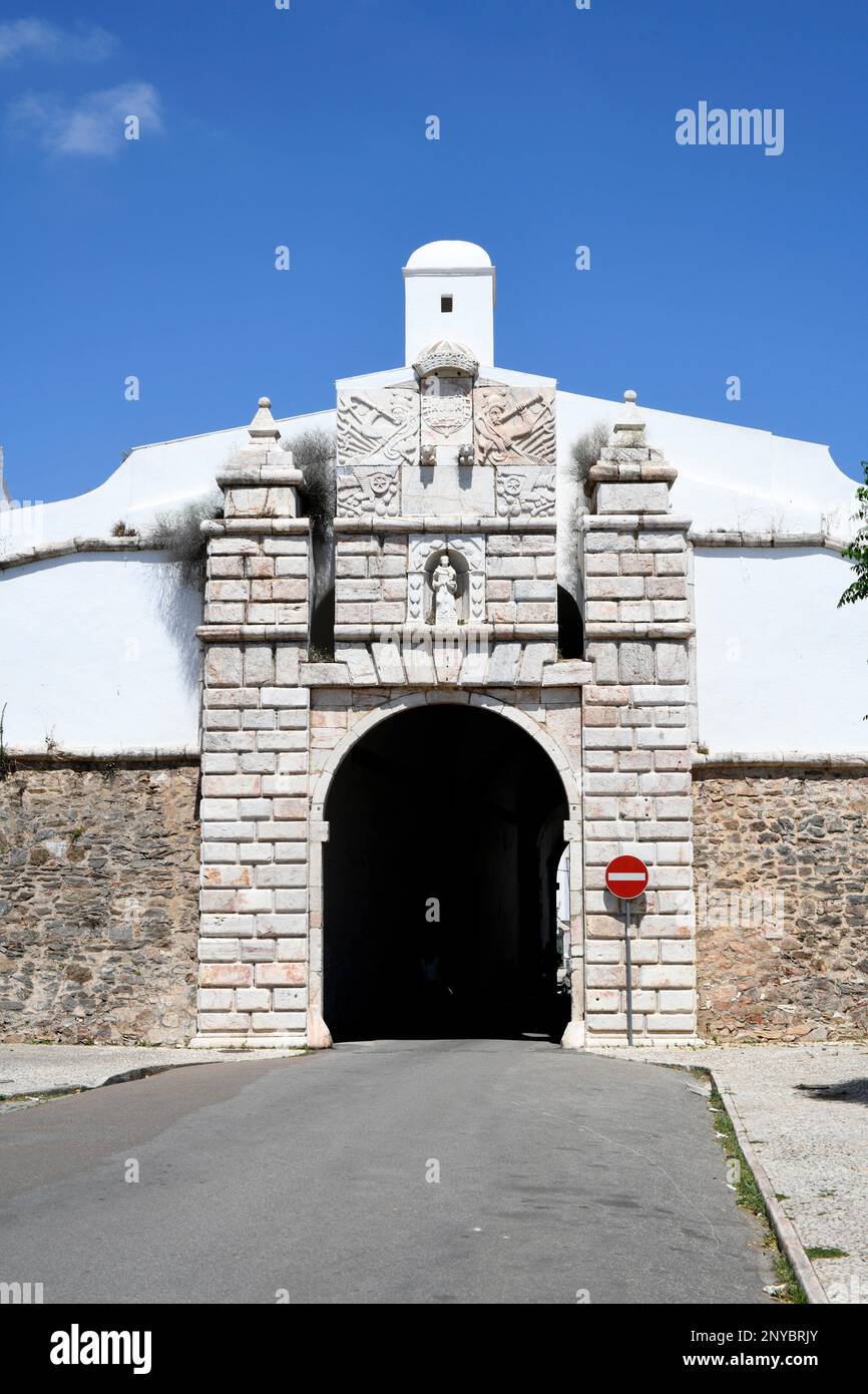 Porta de santo antonio hi-res stock photography and images - Alamy