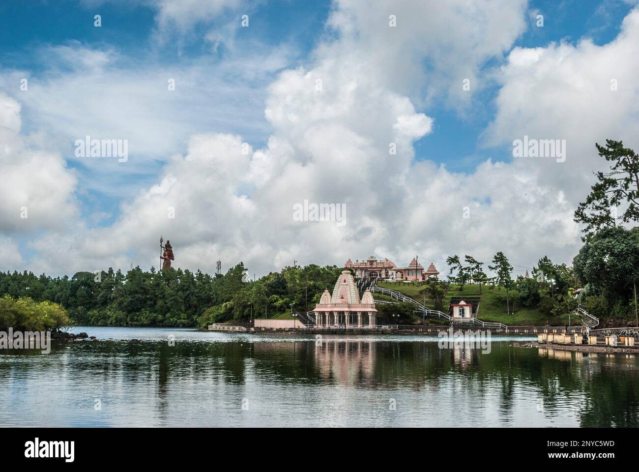 Mauritius grand bassin hindu deity hi-res stock photography and images ...