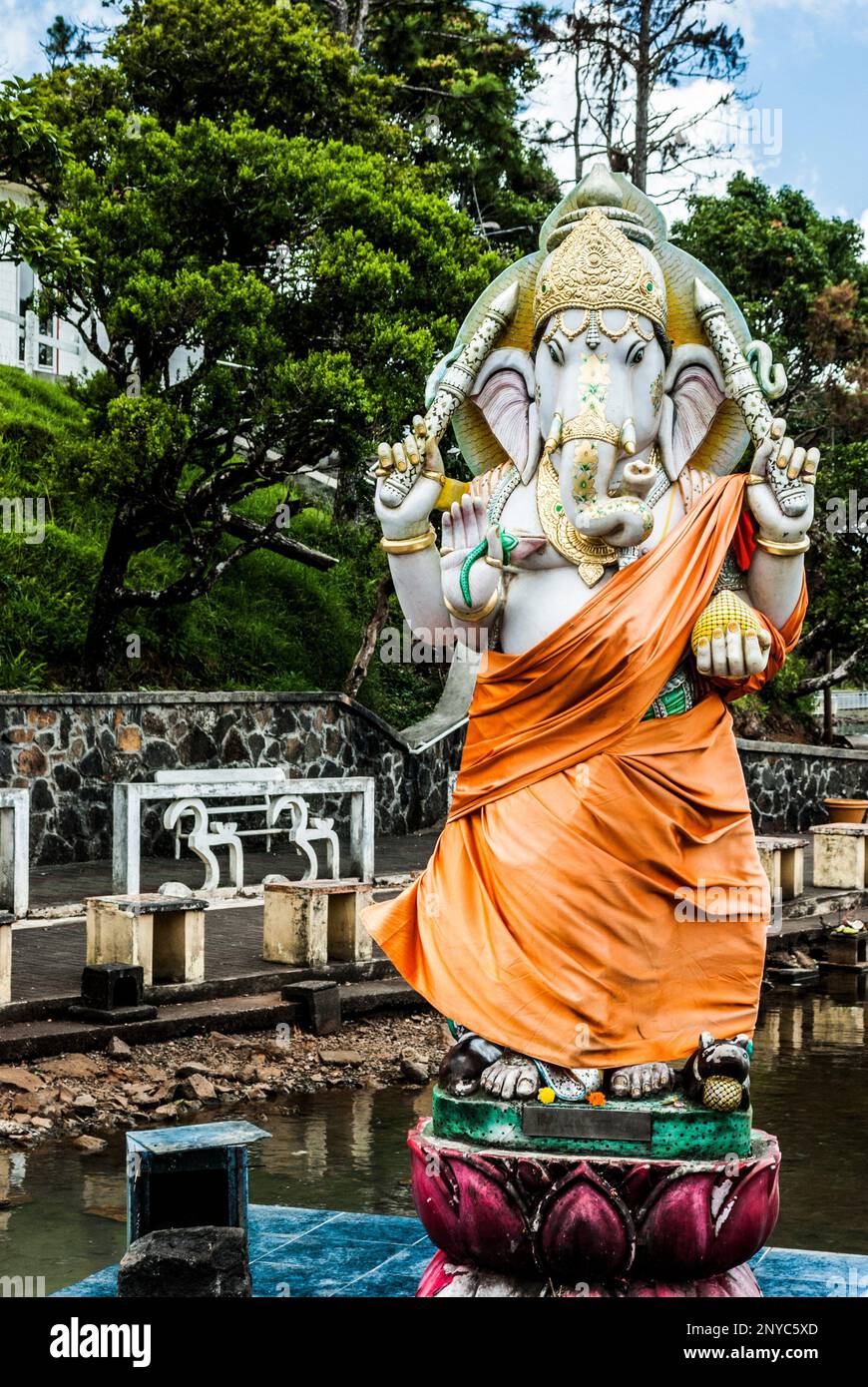 Shaivism temple hi-res stock photography and images - Alamy