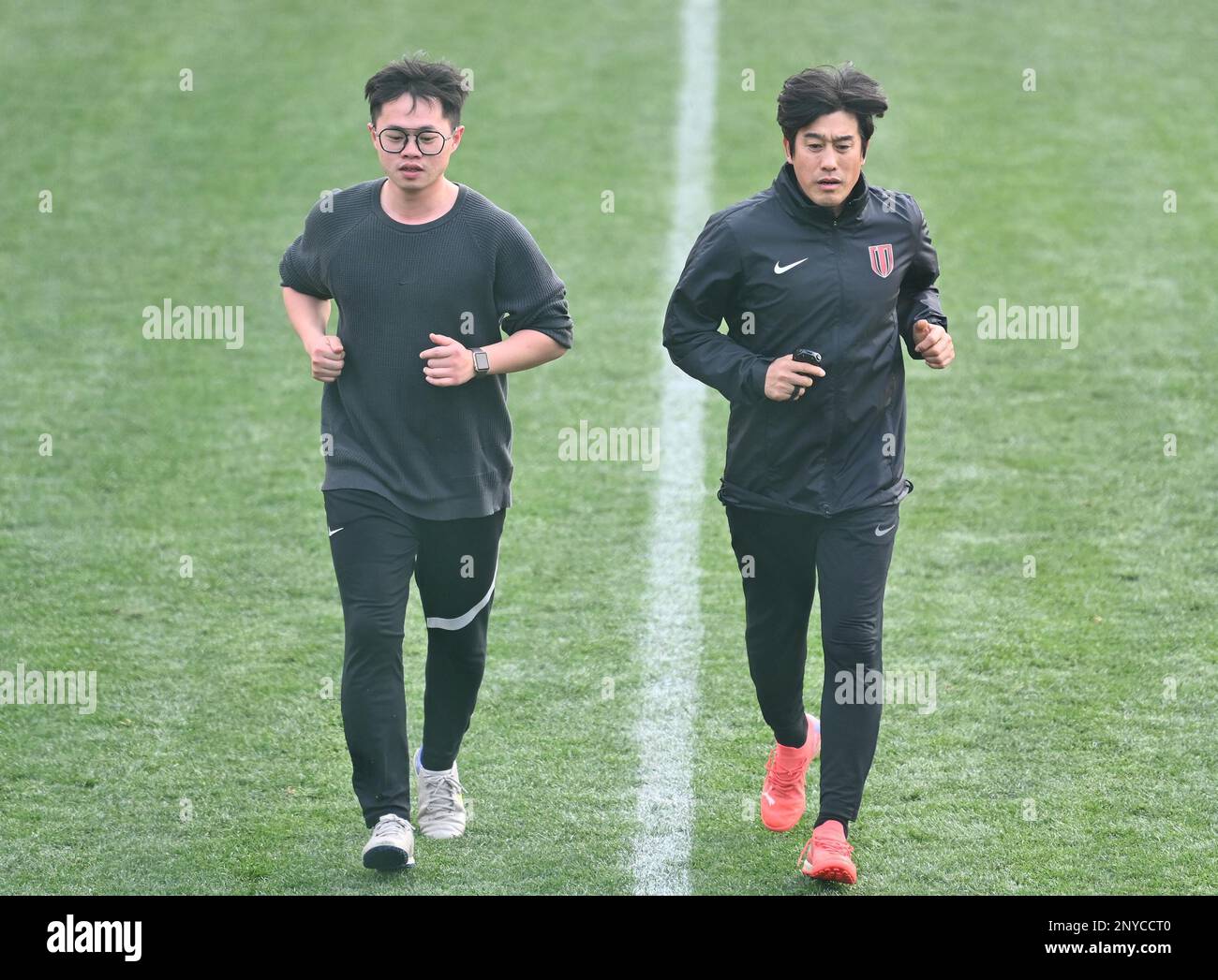 Chengdu Rongcheng Football Club conducts the training to prepare for ...