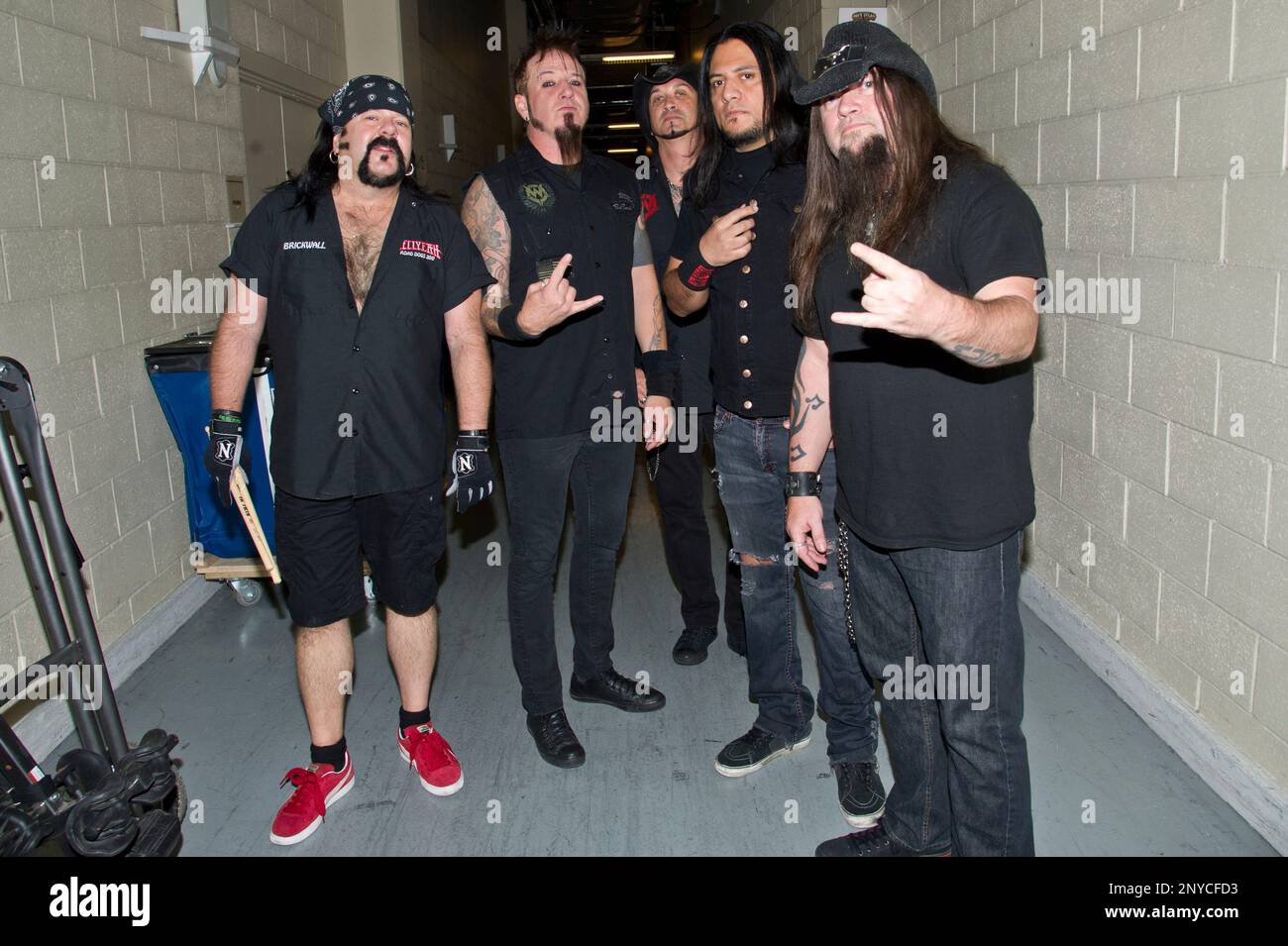 Vinnie Paul, Chad Gray, Tom Maxwell, Bob Zilla and Greg Tribbett of ...