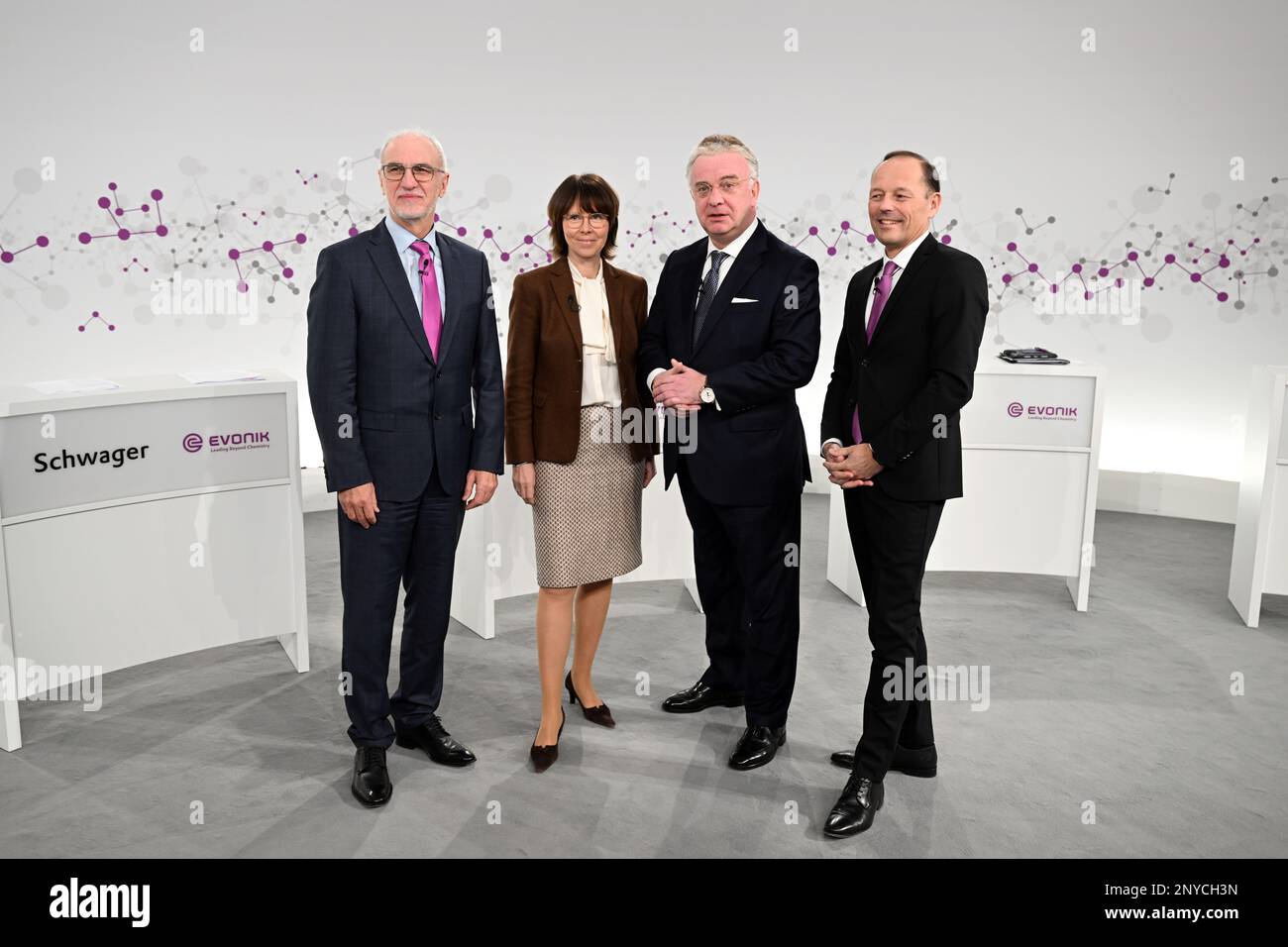 R schwager hi-res stock photography and images - Alamy