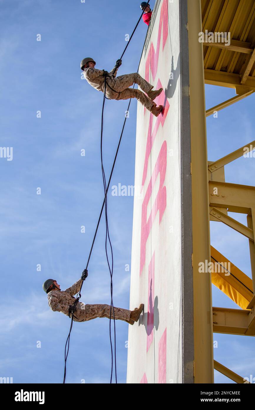 New U.S. Marines with Bravo Company, 1st Recruit Training Battalion ...