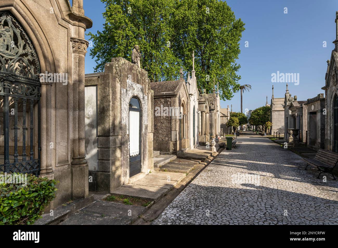Portugal cemetery hi-res stock photography and images - Alamy