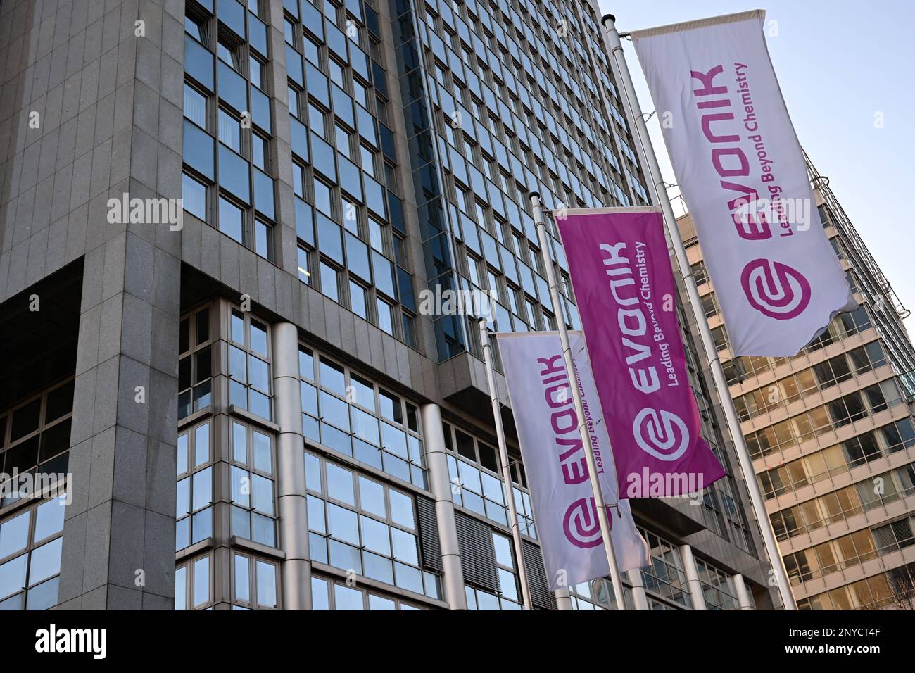 Evonik logo hi-res stock photography and images - Alamy