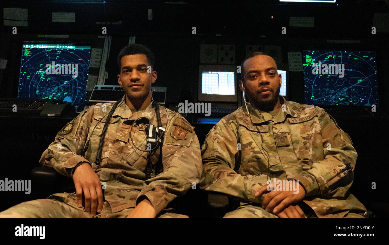 U.S. Air Force Master Sgt. L’Aaron Odum, 48th Operational Support ...