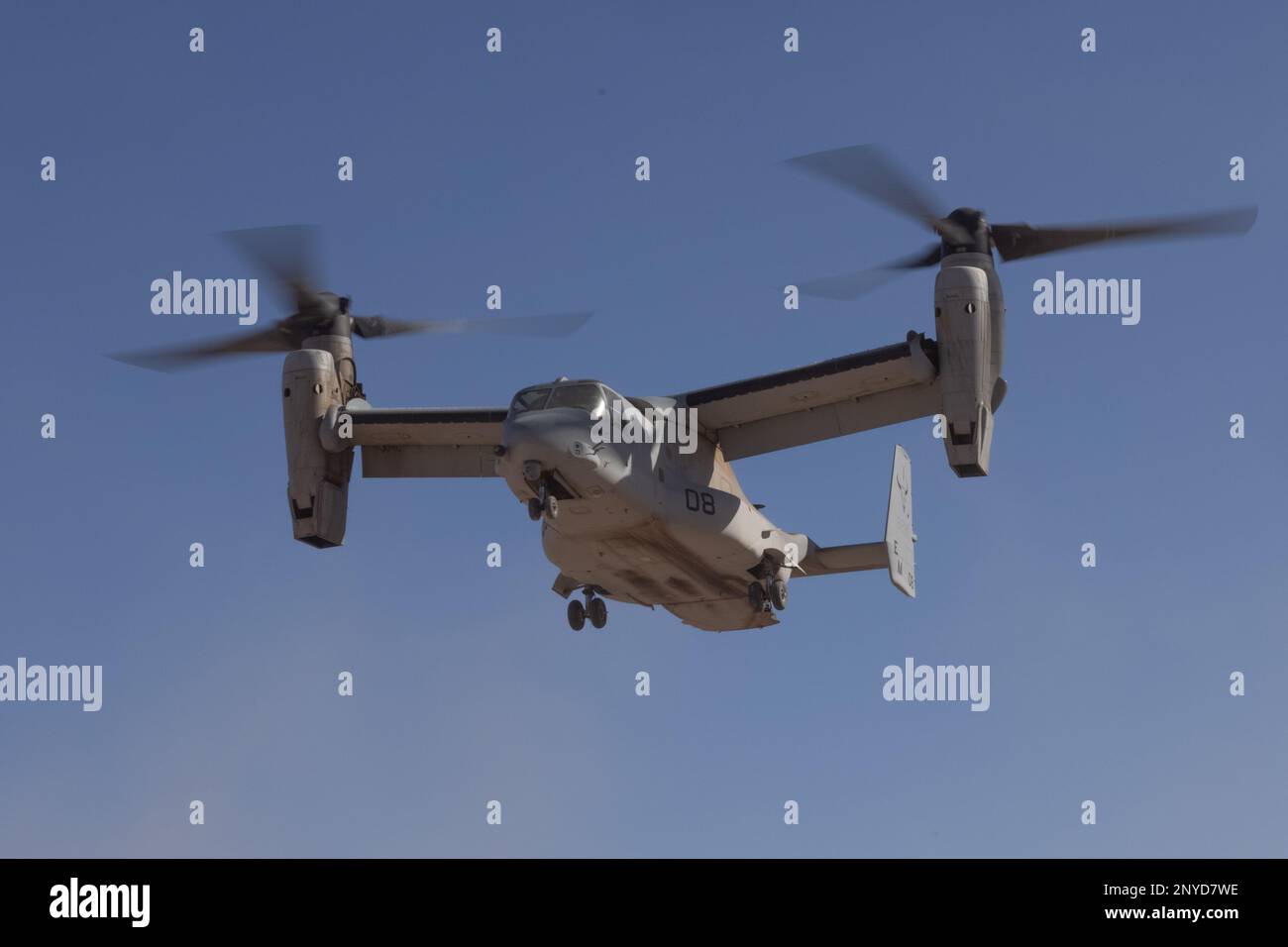An MV-22B Osprey, assigned to Marine Medium Tiltrotor Squadron (VMM ...
