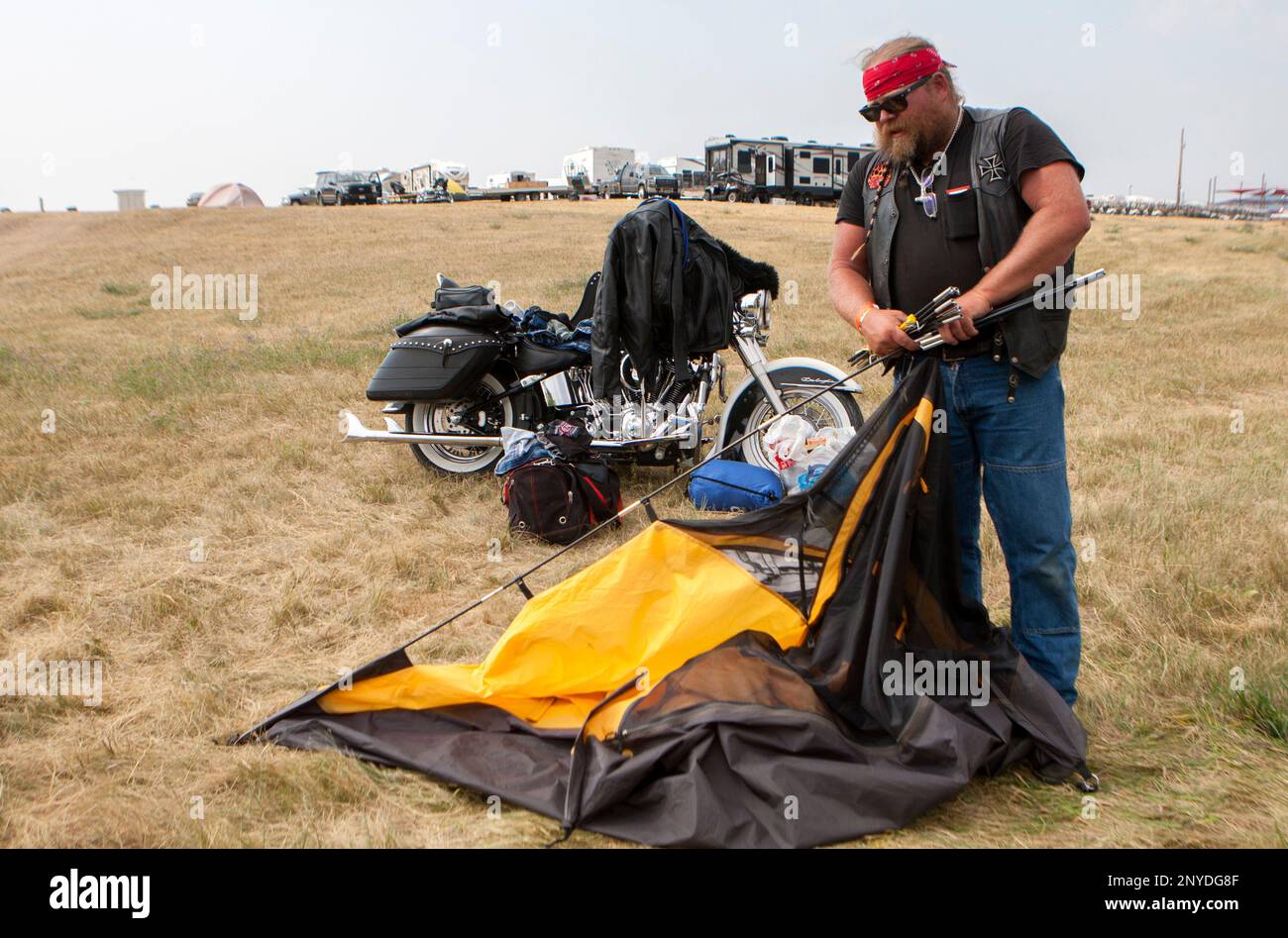 Adam Warembourg, of Yankton, strikes camp at the Buffalo Chip on ...