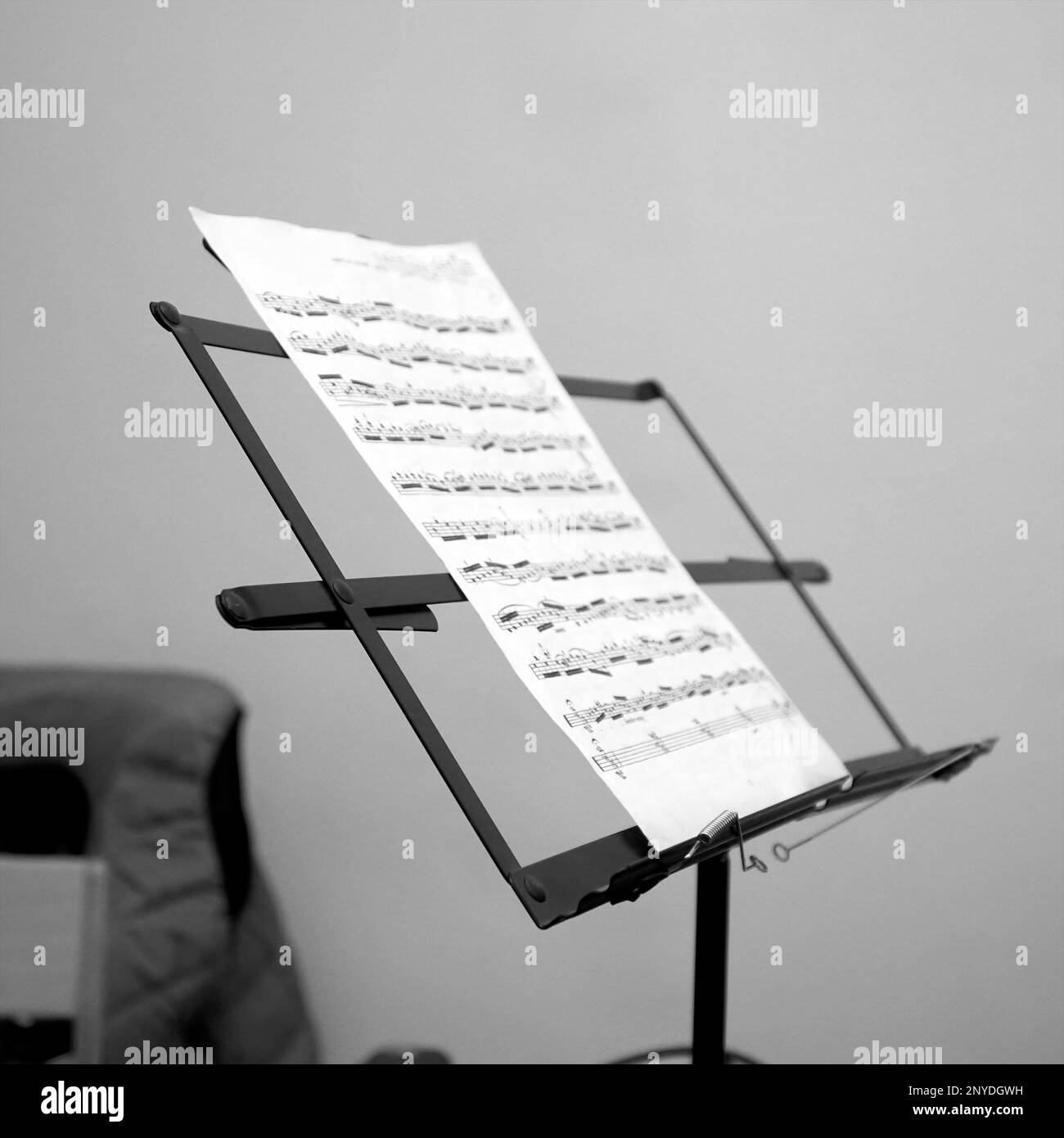 Sheet music on the music stand Stock Photo - Alamy