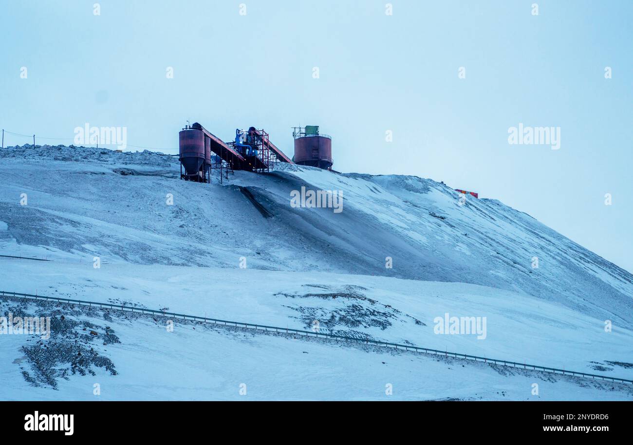 Longyearbyen 20230301.Prime Minister Jonas Gahr Stoere visits Svalbard ...