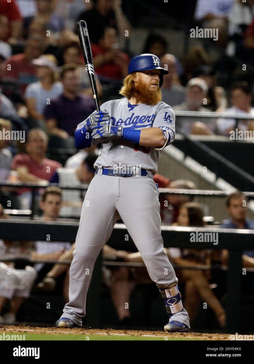 Los Angeles Dodgers third baseman Justin Turner (10) during a MLB ...