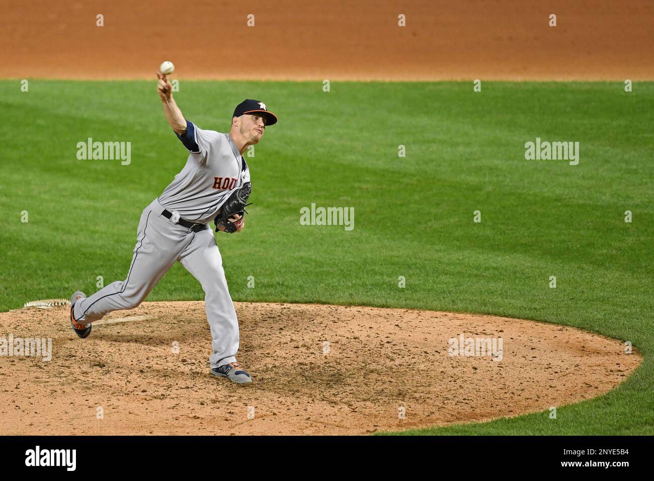 CHICAGO, IL - AUGUST 09: Houston Astros relief pitcher Ken Giles (53 ...