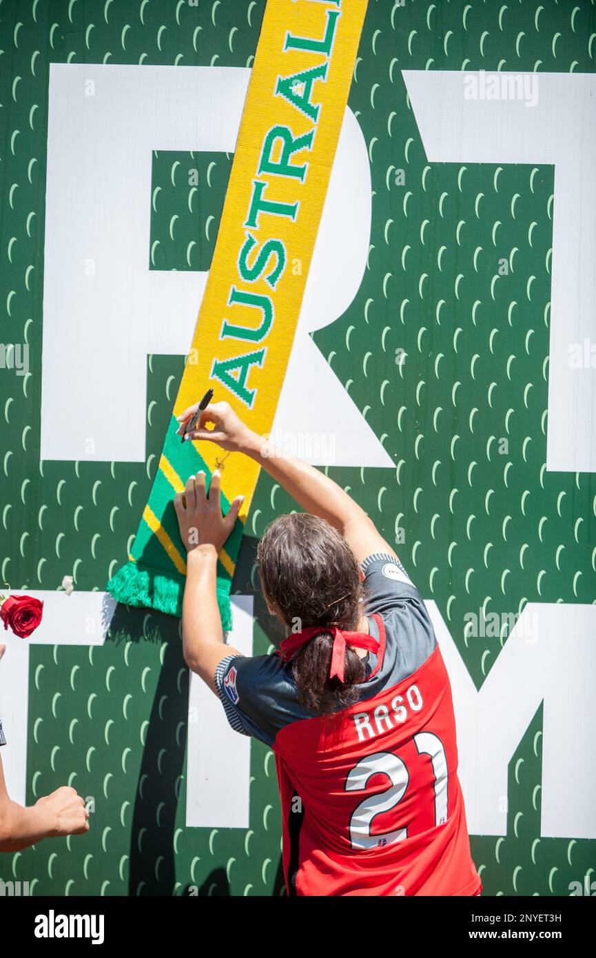 PORTLAND, OR - AUGUST 05: Portland Thorns midfielder Hayley Rasso ...