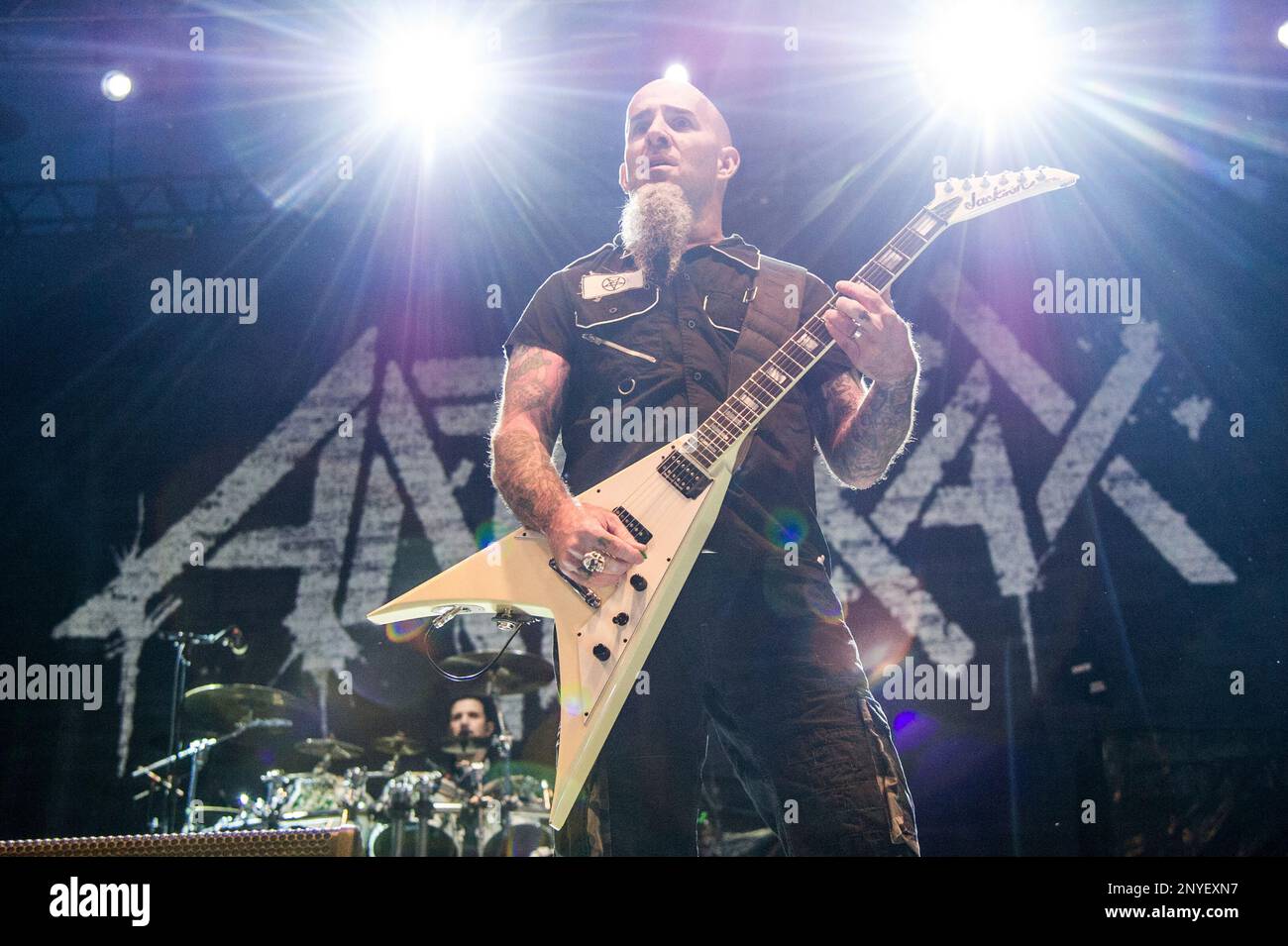 Scott Ian Rosenfeld of Anthrax performs during Riot Fest at Douglas ...