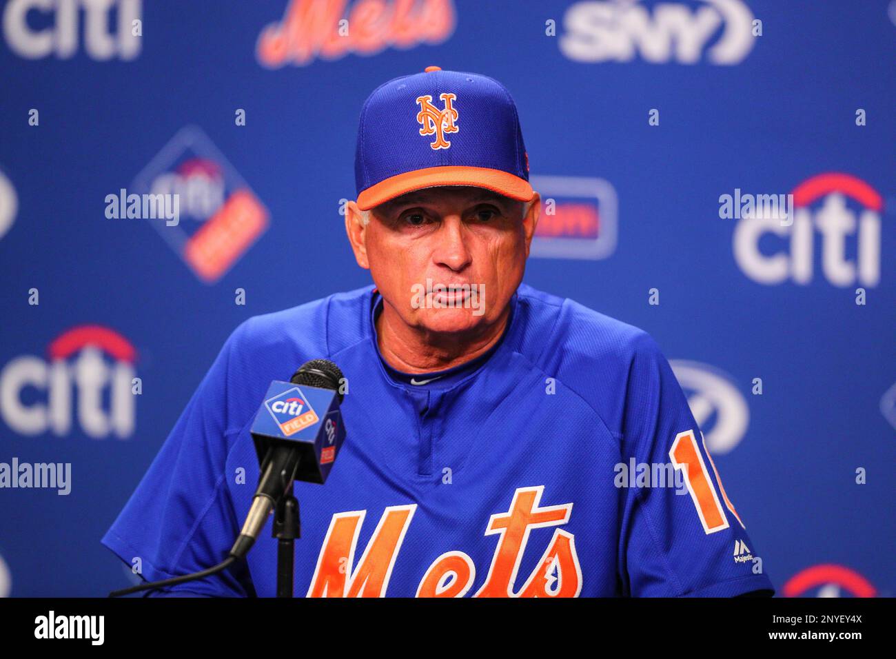 FLUSHING, NY - AUGUST 04: New York Mets manager Terry Collins (10 ...