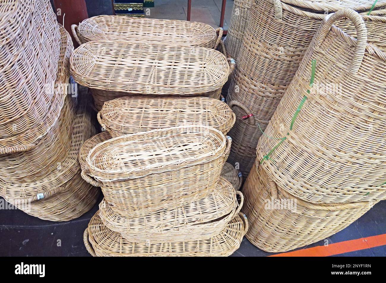 Handmade wicker boxes in a shop Stock Photo - Alamy