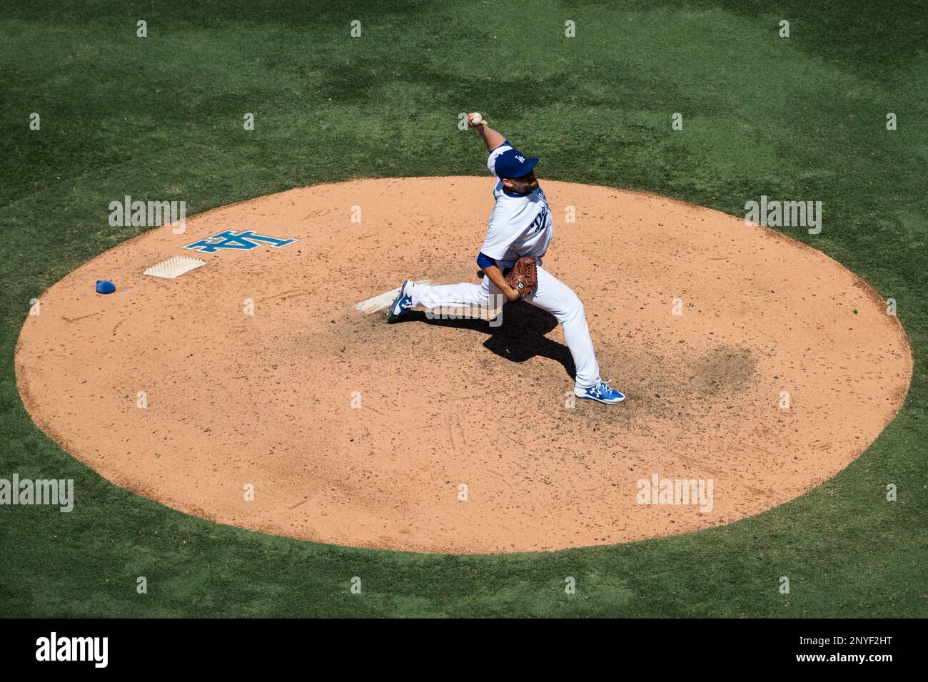 LOS ANGELES, CA - JULY 29: Los Angeles Dodgers relief pitcher Luis ...