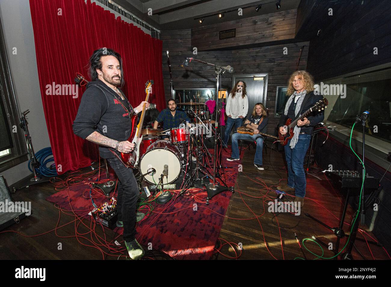 Marco Mendoza, Brian Tichy, John Corabi, Doug Aldrich, and David Lowy ...