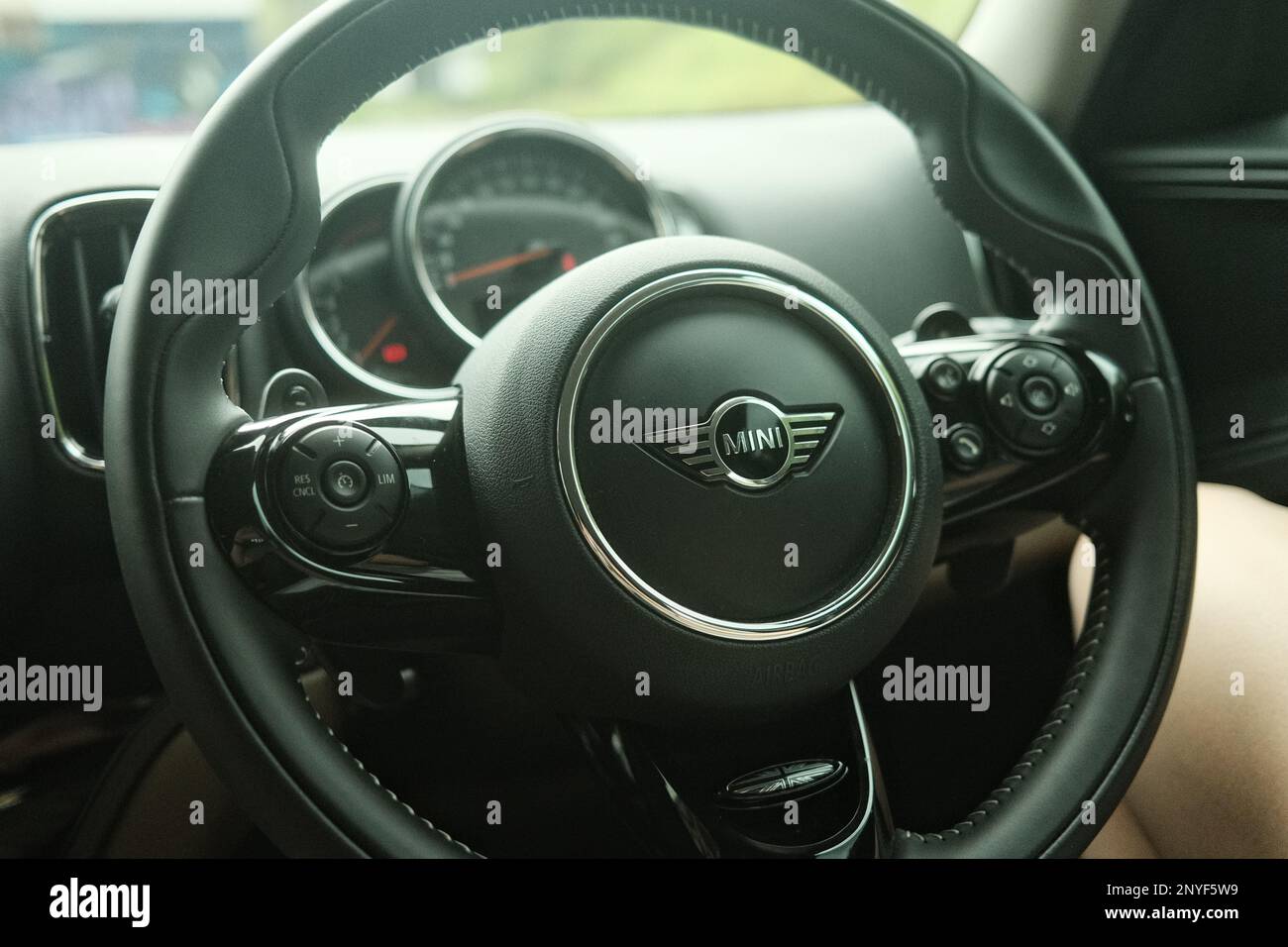 Mini Cooper Steering Wheel and Dashboardc Stock Photo - Alamy